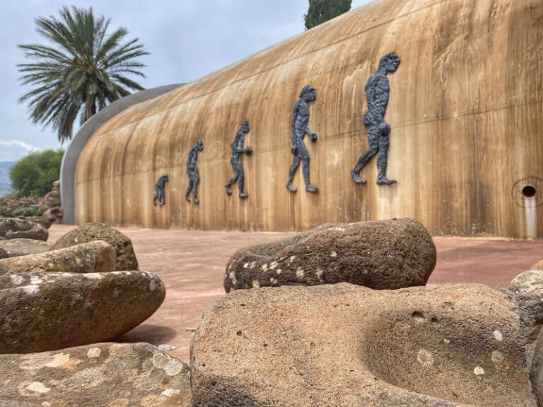 Mayan Baruch Prehistoric Man Museum | Danny The Digger