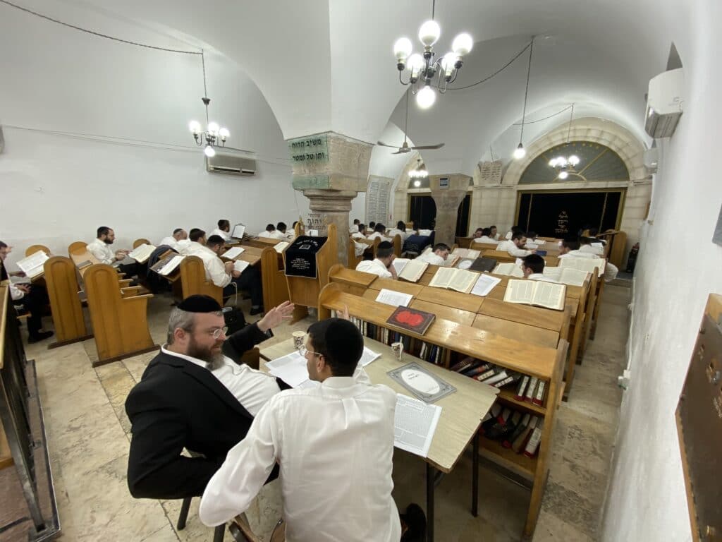 Akko's Tunisian Synagogue | Danny The Digger