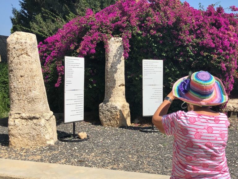 Kibbutz Tirat Zvi and Archaeology | Danny The Digger